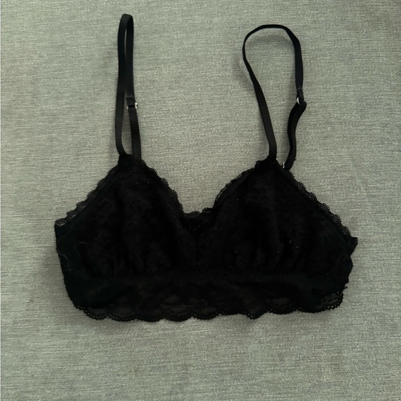 aerie | Intimates & Sleepwear | Aerie Black Lace Wireless Bra With ...